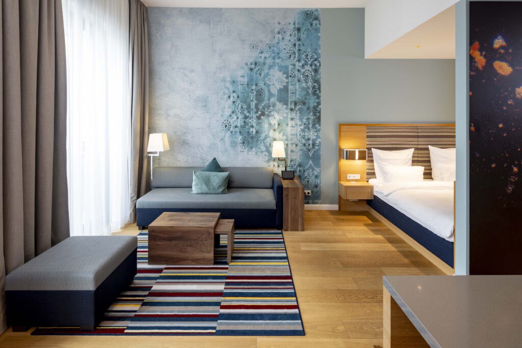 Business Suite - Working and living in the luxury hotel The Wellem